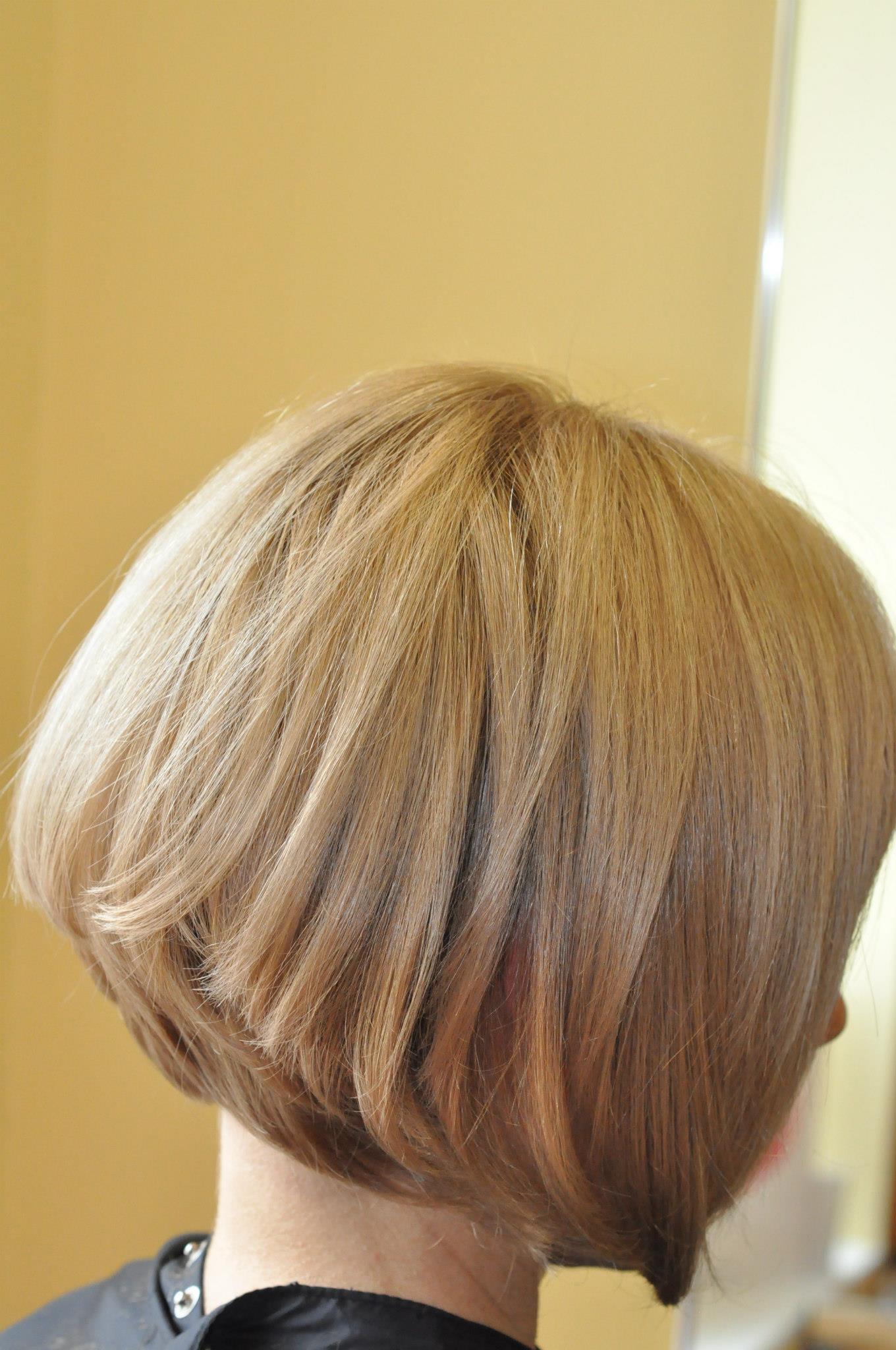 Kirpimas banguotiems plaukams | Jūsų Asmeninė Kirpėja